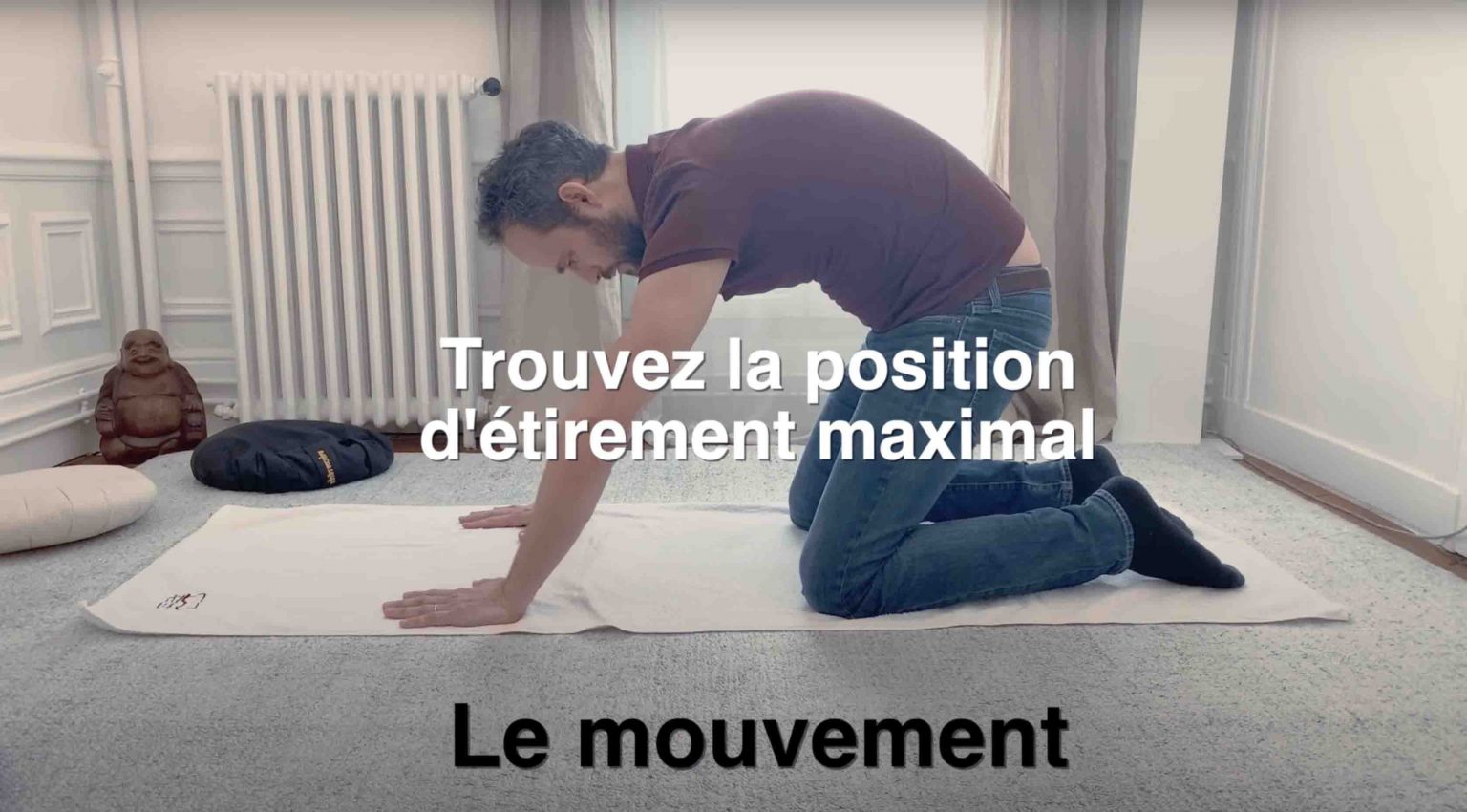 Etirement du bas du dos - un exercice de kiné à faire chez soi - Dos et ...